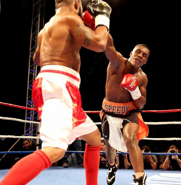 'Speedy' Rashidi Ellis Scores TKO Victory